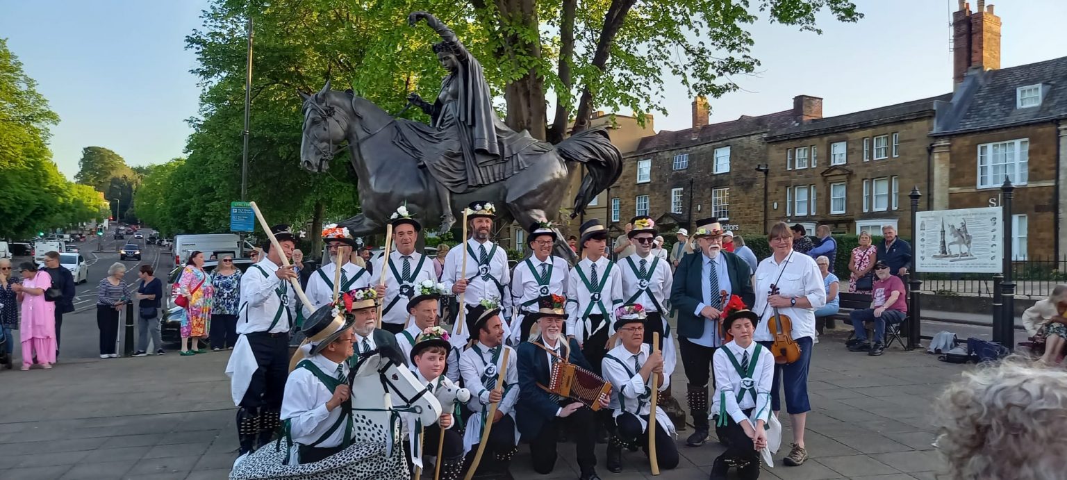 Fine Lady Statue dance out, Banbury, Wednesday 30th April 2025 ...